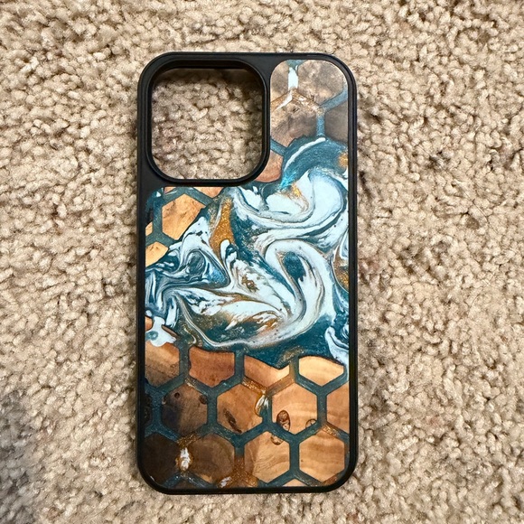 carved | Cell Phones & Accessories | Carved Iphone 3 Pro Wooden Case ...